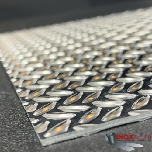 TOLE ALUMINIUM GRAIN DE RIZ ep 1.5mm PLAQUE ALUsur mesure